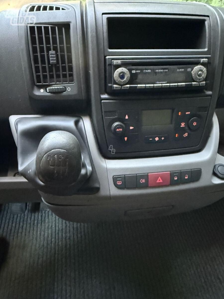 Balts Citroen Jumper 2008 Kauņa, ar dzinēja tilpumu 3.00 L un nobraukumu 268 tūkst. km par 4200 €, foto 4 vietnē AUTOMOTO.COM.LV
