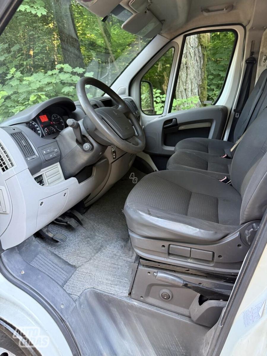 Balts Citroen Jumper 2008 Kauņa, ar dzinēja tilpumu 3.00 L un nobraukumu 268 tūkst. km par 4200 €, foto 10 vietnē AUTOMOTO.COM.LV