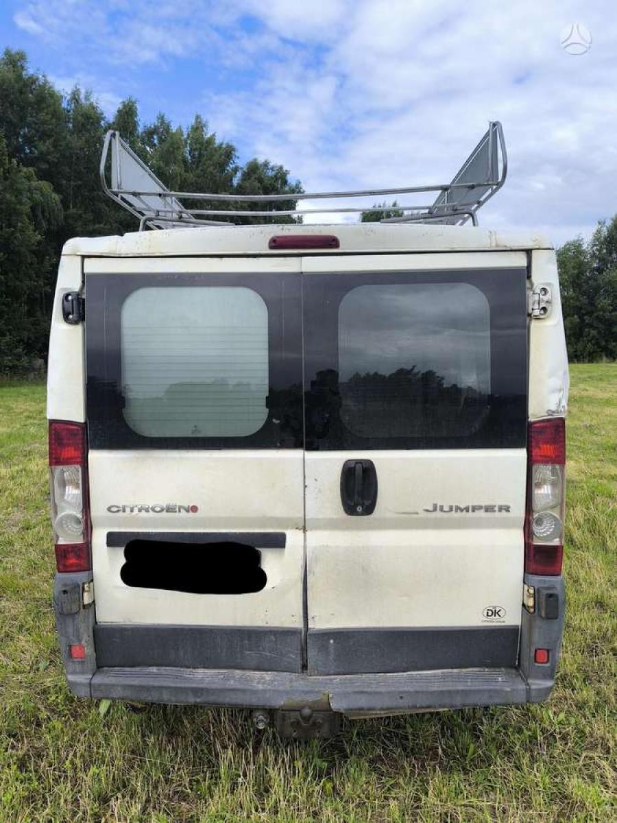 White Citroen Jumper 2008 in Ukmerge, with an engine capacity of 2.20 L and mileage of 378 thousand km for 1000 €, photo 8 on AUTOMOTO.COM.LV