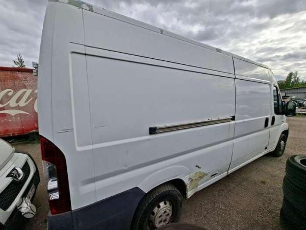 White Citroen Jumper 2008 in Ukmerge, with an engine capacity of 2.20 L and mileage of 350 thousand km for 1650 €, photo 4 on AUTOMOTO.COM.LV