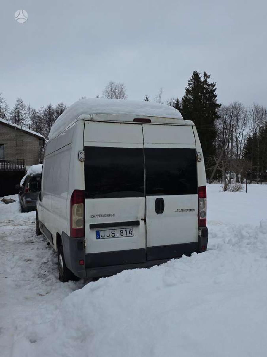 White Citroen Jumper 2009 in Kretinga, with an engine capacity of 2.20 L and mileage of 400 thousand km for 2300 €, photo 5 on AUTOMOTO.COM.LV