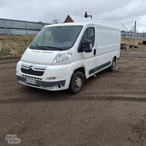 White Citroen Jumper 2009 in Raseiniai, with an engine capacity of 2.20 L and mileage of 338 thousand km for 2900 €, photo 4 on AUTOMOTO.COM.LV