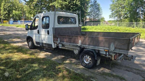 Balts Citroen Jumper 2009 Gargždai, ar dzinēja tilpumu 2.20 L un nobraukumu 184 tūkst. km par 1400 €, foto 3 vietnē AUTOMOTO.COM.LV