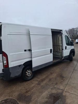 Balts Citroen Jumper 2010 Kauņa, ar dzinēja tilpumu 2.20 L un nobraukumu 366 tūkst. km par 3100 €, foto 5 vietnē AUTOMOTO.COM.LV