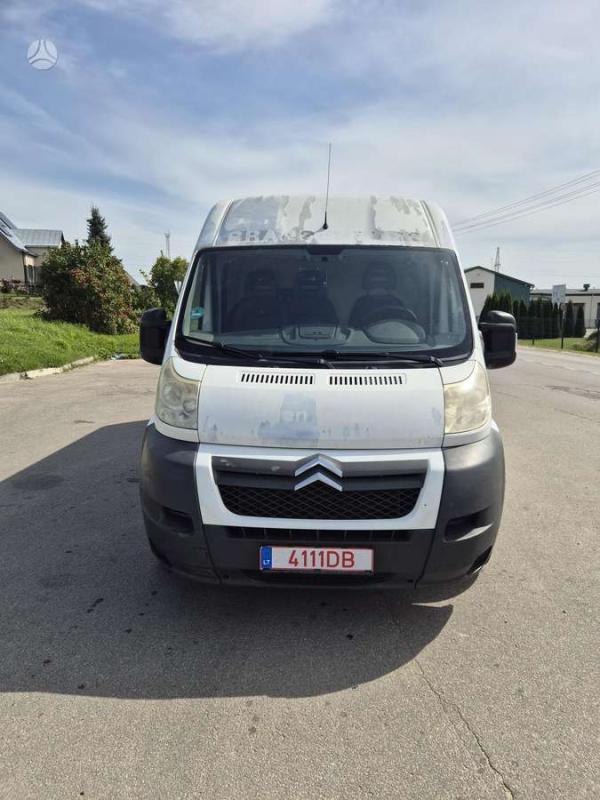 White Citroen Jumper 2010 in Alytus, with an engine capacity of 2.20 L and mileage of 204 thousand km for 5200 €, photo 7 on AUTOMOTO.COM.LV