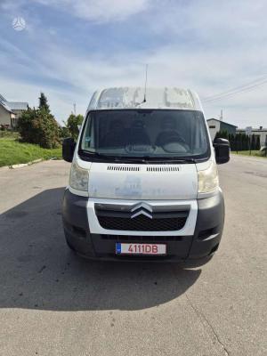 White Citroen Jumper 2010 in Alytus, with an engine capacity of 2.20 L and mileage of 204 thousand km for 5200 €, photo 7 on AUTOMOTO.COM.LV