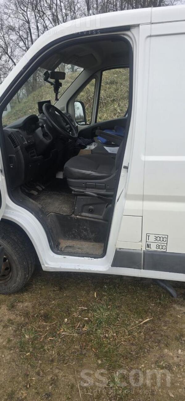 Balts Citroen Jumper 2012 Jelgava, ar dzinēja tilpumu 2.20 L un nobraukumu 335 tūkst. km par 4555 €, foto 8 vietnē AUTOMOTO.COM.LV