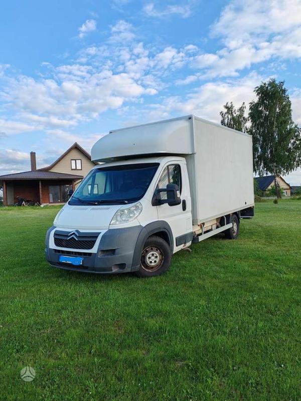 White Citroen Jumper 2012 in Ukmerge, with an engine capacity of 3.00 L and mileage of 414 thousand km for 6450 €, photo 1 on AUTOMOTO.COM.LV