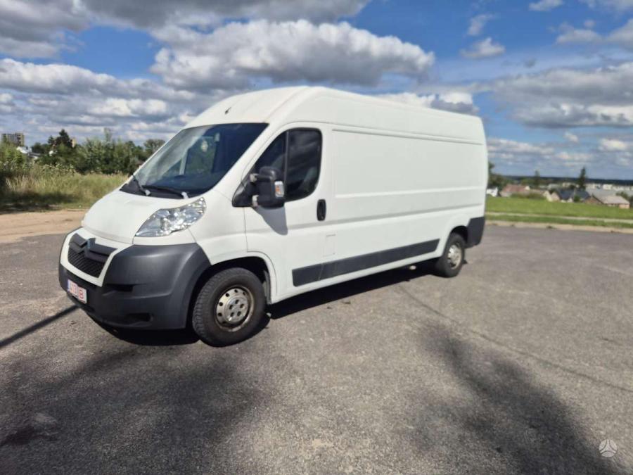 Balts Citroen Jumper 2012 Alīta, ar dzinēja tilpumu 3.00 L un nobraukumu 243 tūkst. km par 6700 €, foto 3 vietnē AUTOMOTO.COM.LV