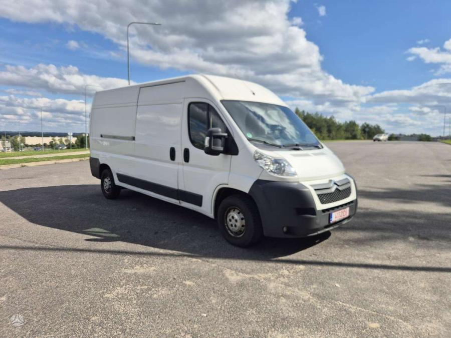 Balts Citroen Jumper 2012 Alīta, ar dzinēja tilpumu 3.00 L un nobraukumu 243 tūkst. km par 6700 €, foto 5 vietnē AUTOMOTO.COM.LV