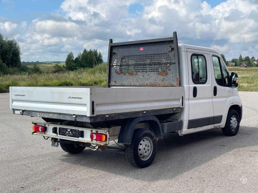 White Citroen Jumper 2014 in Ukmerge, with an engine capacity of 2.20 L and mileage of 135 thousand km for 4700 €, photo 4 on AUTOMOTO.COM.LV