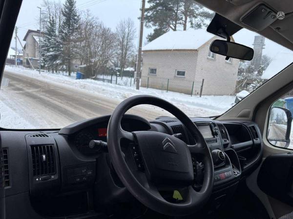 White Citroen Jumper 2014 in Marijampole, with an engine capacity of 2.20 L and mileage of 270 thousand km for 4990 €, photo 5 on AUTOMOTO.COM.LV