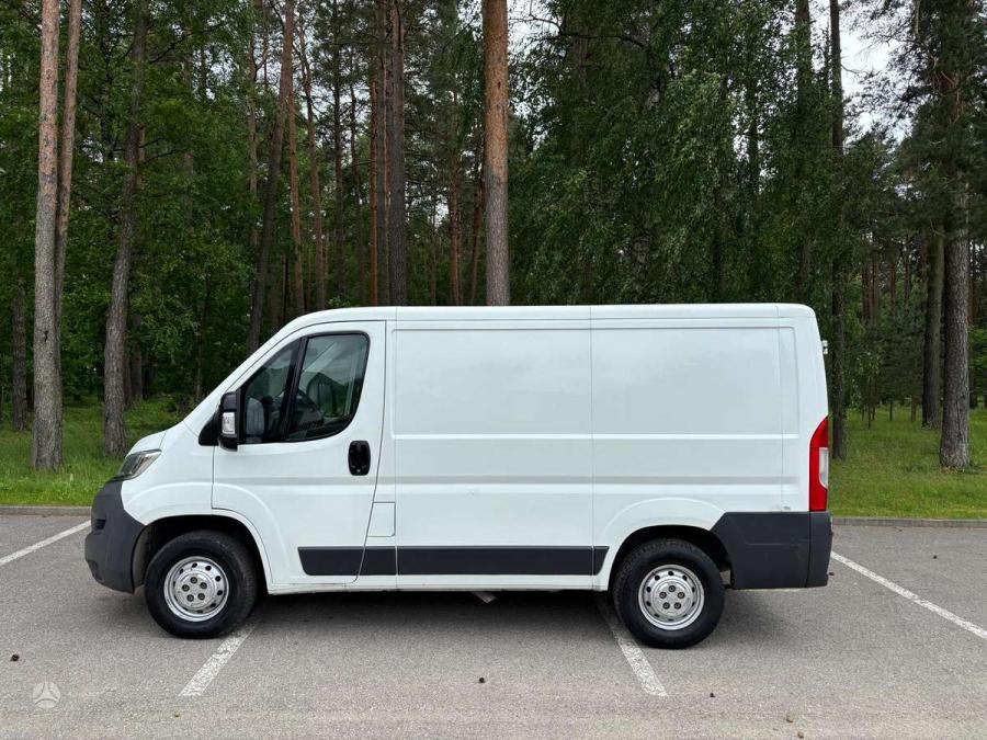 White Citroen Jumper 2014 in Marijampole, with an engine capacity of 2.20 L and mileage of 277 thousand km for 5400 €, photo 3 on AUTOMOTO.COM.LV