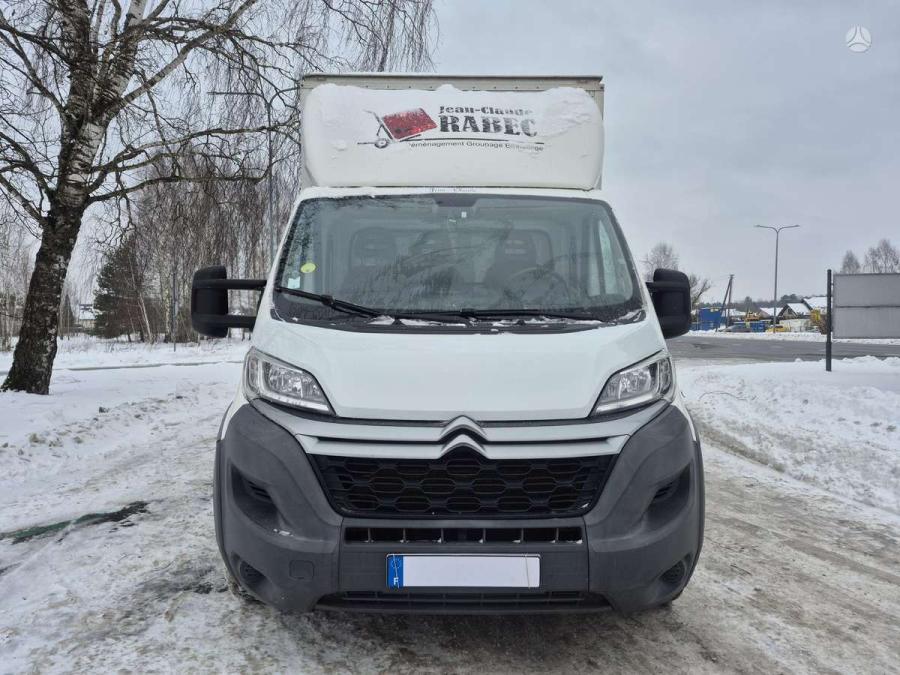 Balts Citroen Jumper 2015 Tauragė, ar dzinēja tilpumu 2.20 L un nobraukumu 168 tūkst. km par 8900 €, foto 6 vietnē AUTOMOTO.COM.LV