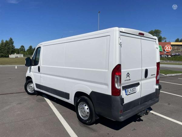 White Citroen Jumper 2015 in Klaipeda, with an engine capacity of 2.20 L and mileage of 250 thousand km for 6800 €, photo 6 on AUTOMOTO.COM.LV