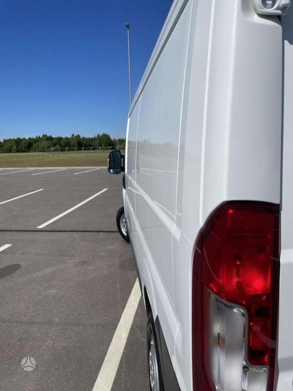 White Citroen Jumper 2015 in Klaipeda, with an engine capacity of 2.20 L and mileage of 250 thousand km for 6800 €, photo 10 on AUTOMOTO.COM.LV