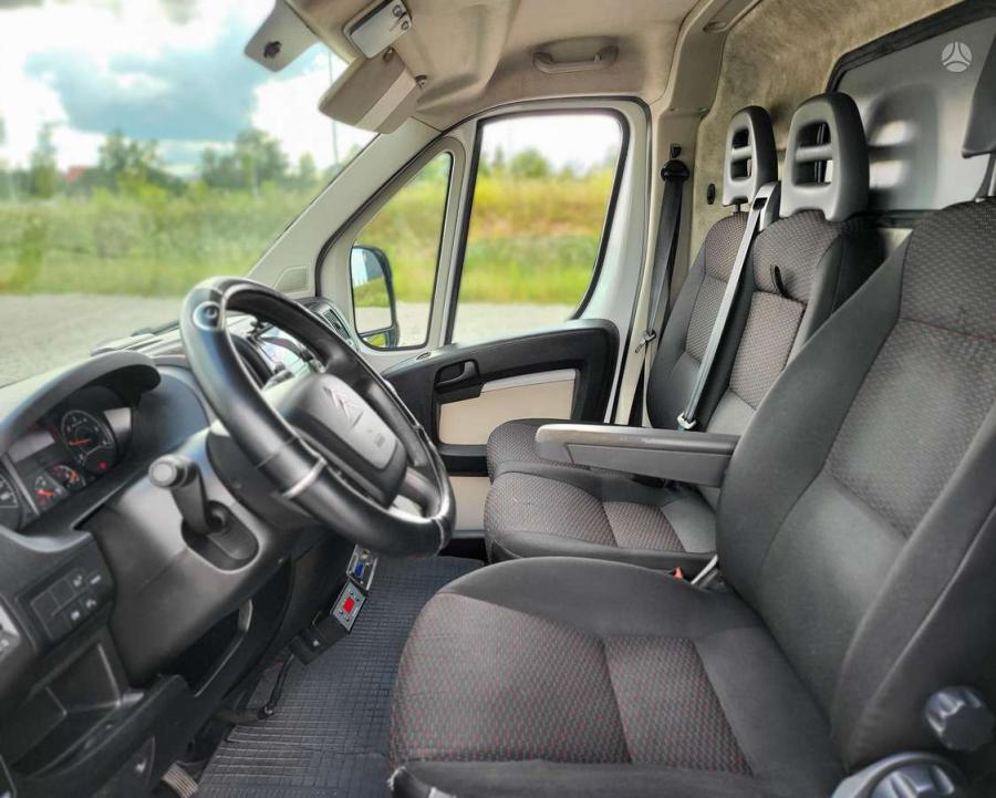 Balts Citroen Jumper 2015 Viļņa, ar dzinēja tilpumu 2.20 L un nobraukumu 570 tūkst. km par 4999 €, foto 15 vietnē AUTOMOTO.COM.LV