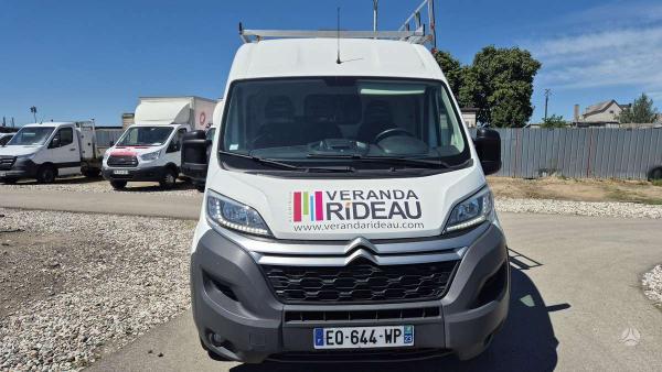 White Citroen Jumper 2017 in Taurage, with an engine capacity of 2.00 L and mileage of 166 thousand km for 7500 €, photo 2 on AUTOMOTO.COM.LV