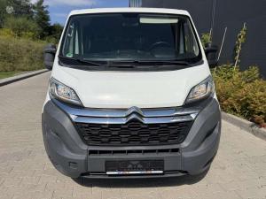 White Citroen Jumper 2017 in Vilnius, with an engine capacity of 2.00 L and mileage of 200 thousand km for 11999 €, photo 7 on AUTOMOTO.COM.LV