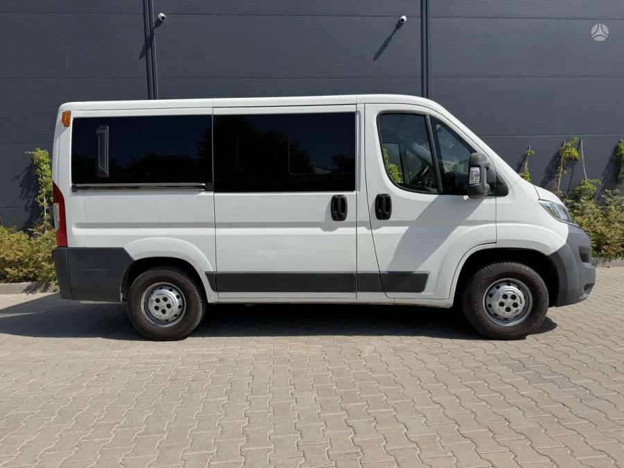 White Citroen Jumper 2017 in Vilnius, with an engine capacity of 2.00 L and mileage of 200 thousand km for 11999 €, photo 10 on AUTOMOTO.COM.LV