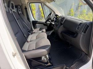White Citroen Jumper 2017 in Vilnius, with an engine capacity of 2.00 L and mileage of 200 thousand km for 11999 €, photo 12 on AUTOMOTO.COM.LV