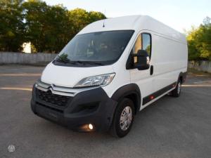 White Citroen Jumper 2018 in Siauliai, with an engine capacity of 2.00 L and mileage of 64 thousand km for 13900 €, photo 11 on AUTOMOTO.COM.LV