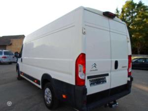 White Citroen Jumper 2018 in Siauliai, with an engine capacity of 2.00 L and mileage of 64 thousand km for 13900 €, photo 24 on AUTOMOTO.COM.LV