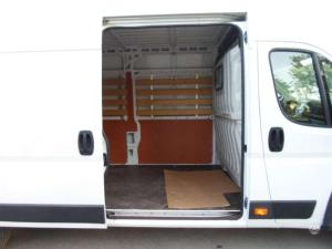 White Citroen Jumper 2018 in Siauliai, with an engine capacity of 2.00 L and mileage of 64 thousand km for 13900 €, photo 32 on AUTOMOTO.COM.LV