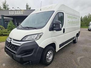 White Citroen Jumper 2018 in Pakruojis, with an engine capacity of 2.00 L and mileage of 258 thousand km for 7900 €, photo  on AUTOMOTO.COM.LV