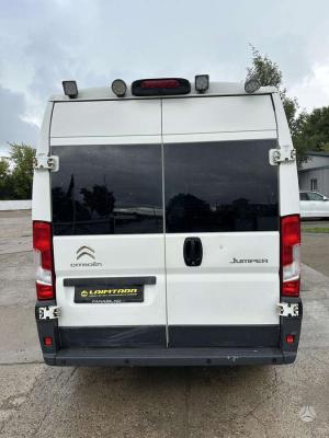 White Citroen Jumper 2018 in Telschi, with an engine capacity of 2.00 L and mileage of 304 thousand km for 4700 €, photo 8 on AUTOMOTO.COM.LV