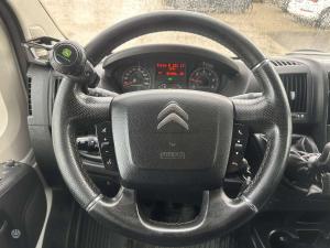 White Citroen Jumper 2018 in Telschi, with an engine capacity of 2.00 L and mileage of 304 thousand km for 4700 €, photo 14 on AUTOMOTO.COM.LV