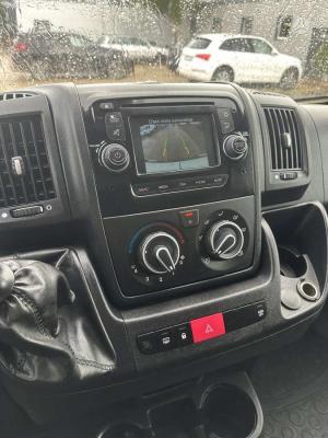 White Citroen Jumper 2018 in Telschi, with an engine capacity of 2.00 L and mileage of 304 thousand km for 4700 €, photo 16 on AUTOMOTO.COM.LV