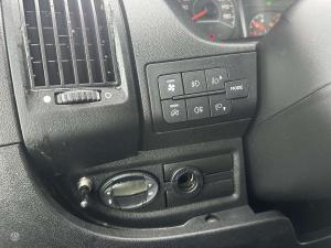 White Citroen Jumper 2018 in Telschi, with an engine capacity of 2.00 L and mileage of 304 thousand km for 4700 €, photo 18 on AUTOMOTO.COM.LV