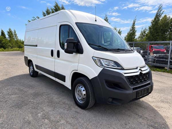 Balts Citroen Jumper 2018 Pakruojis, ar dzinēja tilpumu 2.00 L un nobraukumu 258 tūkst. km par 7400 €, foto 3 vietnē AUTOMOTO.COM.LV