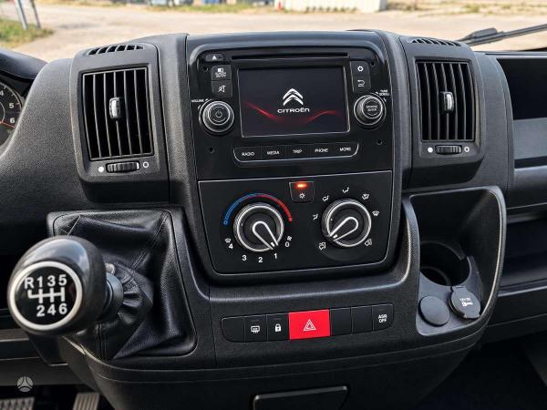 Balts Citroen Jumper 2018 Pakruojis, ar dzinēja tilpumu 2.00 L un nobraukumu 258 tūkst. km par 7400 €, foto 11 vietnē AUTOMOTO.COM.LV