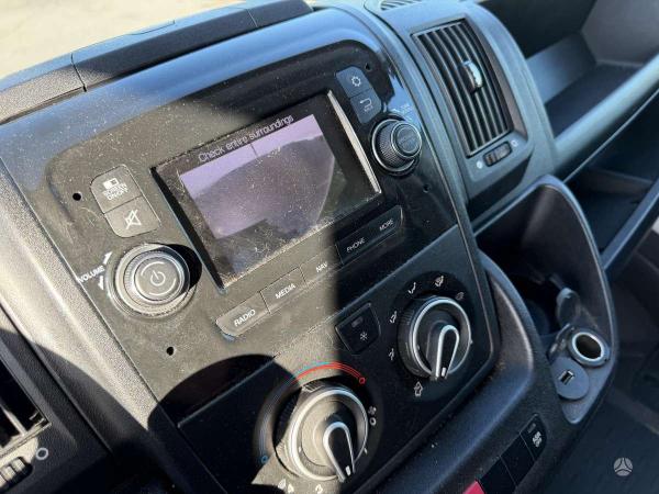 Balts Citroen Jumper 2020 Tauragė, ar dzinēja tilpumu 2.20 L un nobraukumu 214 tūkst. km par 7500 €, foto 5 vietnē AUTOMOTO.COM.LV