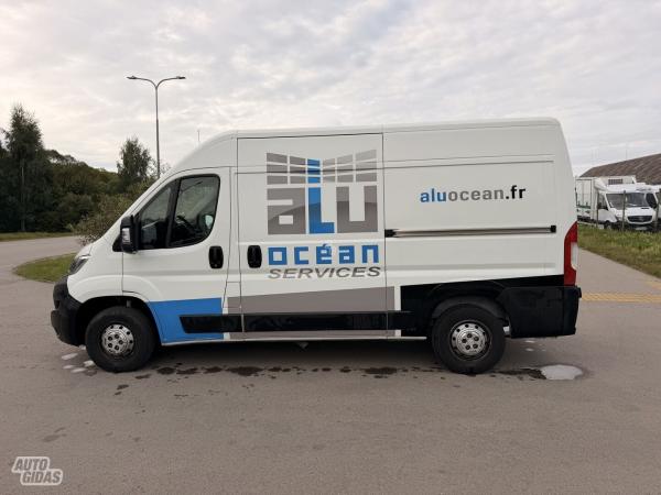 White Citroen Jumper 2020 in Taurage, with an engine capacity of 2.20 L and mileage of 141 thousand km for 10043 €, photo 8 on AUTOMOTO.COM.LV