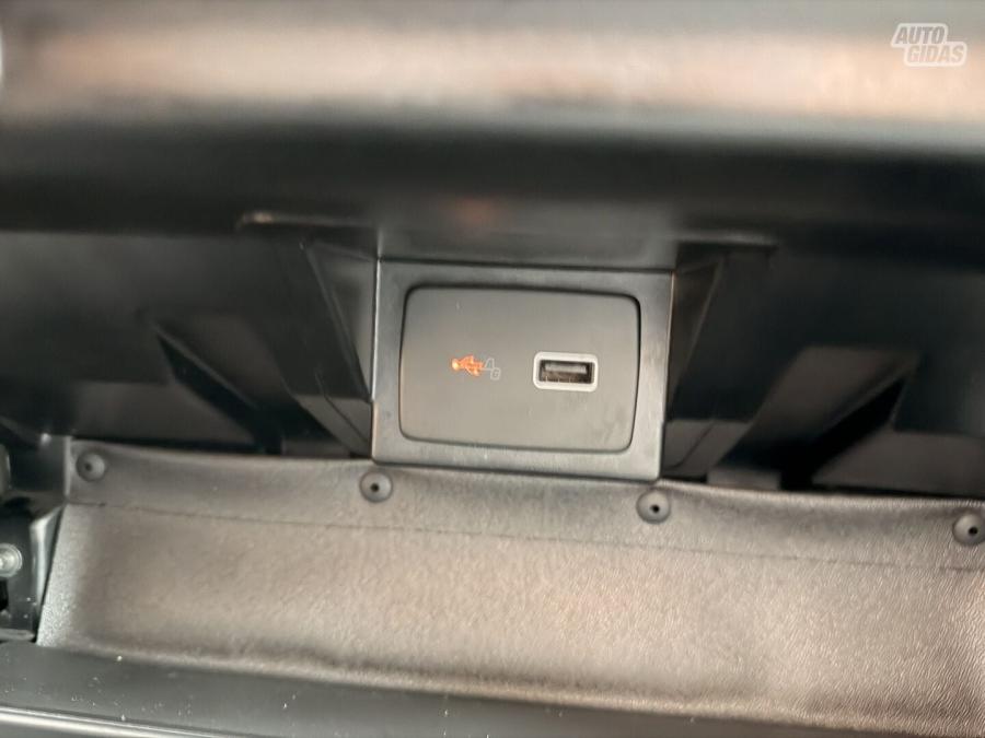 Balts Citroen Jumper 2020 Tauragė, ar dzinēja tilpumu 2.20 L un nobraukumu 141 tūkst. km par 10043 €, foto 22 vietnē AUTOMOTO.COM.LV