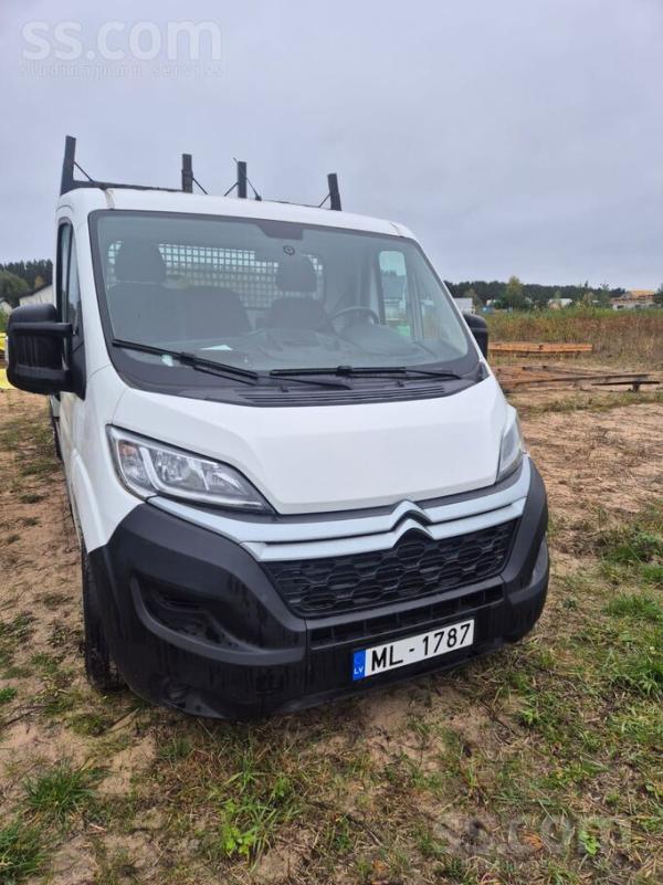 Balts Citroen Jumper 2020 Rīga, ar dzinēja tilpumu 2.20 L un nobraukumu 37 tūkst. km par 15000 €, foto 1 vietnē AUTOMOTO.COM.LV