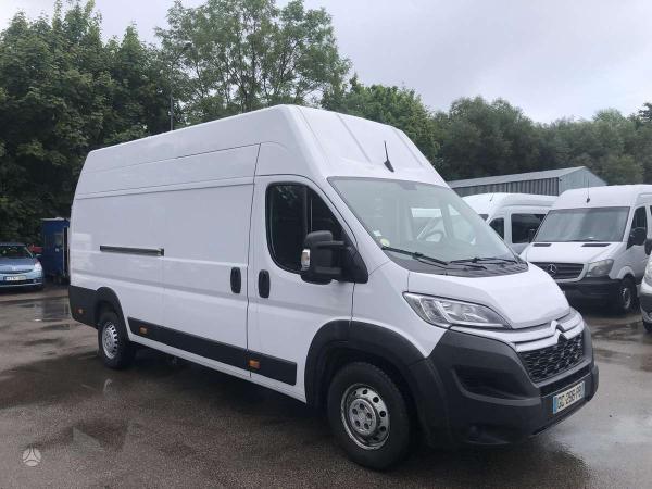 Balts Citroen Jumper 2021 Klaipėda, ar dzinēja tilpumu 2.20 L un nobraukumu 129 tūkst. km par 12900 €, foto 2 vietnē AUTOMOTO.COM.LV