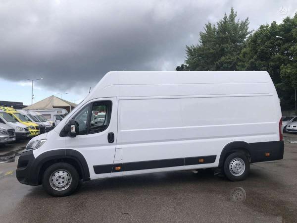 Balts Citroen Jumper 2021 Klaipėda, ar dzinēja tilpumu 2.20 L un nobraukumu 129 tūkst. km par 12900 €, foto 4 vietnē AUTOMOTO.COM.LV