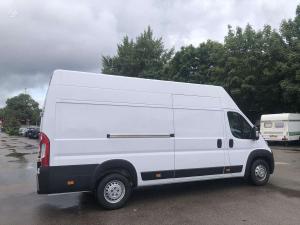 White Citroen Jumper 2021 in Klaipeda, with an engine capacity of 2.20 L and mileage of 129 thousand km for 12900 €, photo 8 on AUTOMOTO.COM.LV