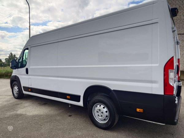 Citroen Jumper 2021 Tauragė vietnē Balts Citroen Jumper 2021 Tauragė, ar dzinēja tilpumu 2.18 L un nobraukumu 240 tūkst. km par 13189 €, foto 8 vietnē AUTOMOTO.COM.LV