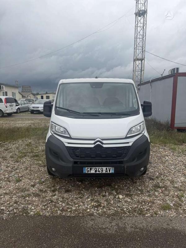 Balts Citroen Jumper 2022 Viļņa, ar dzinēja tilpumu 2.18 L un nobraukumu 107 tūkst. km par 7684 €, foto 4 vietnē AUTOMOTO.COM.LV