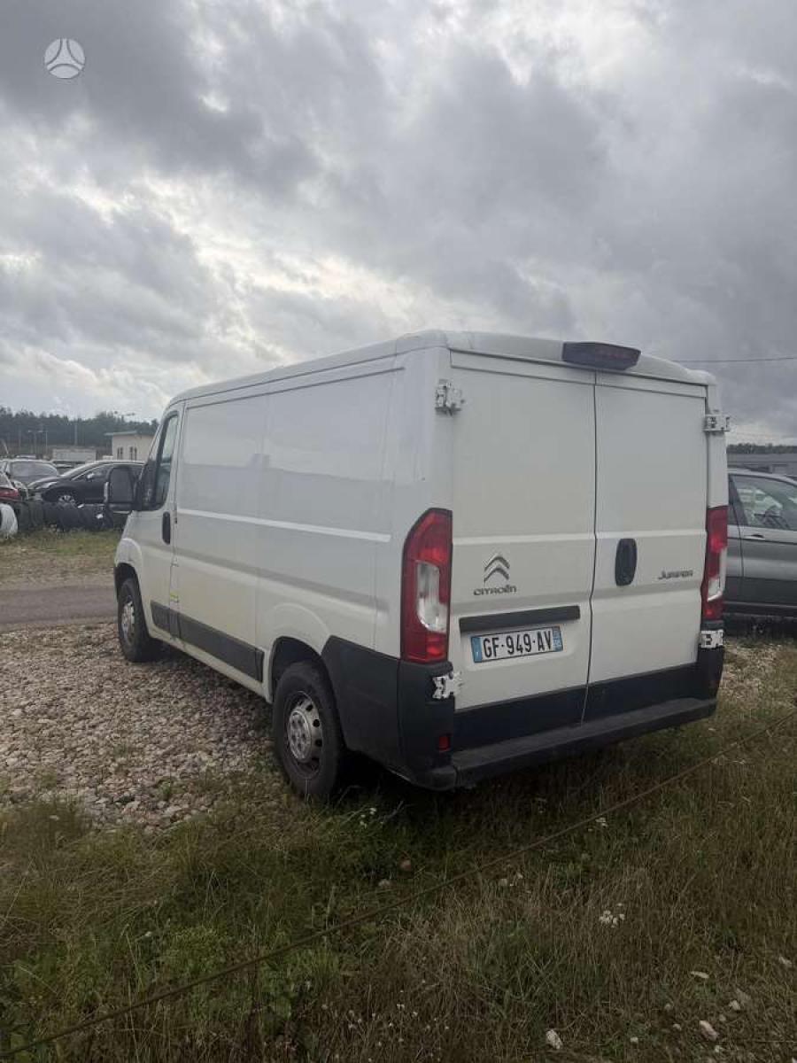 White Citroen Jumper 2022 in Vilnius, with an engine capacity of 2.18 L and mileage of 107 thousand km for 7684 €, photo 8 on AUTOMOTO.COM.LV