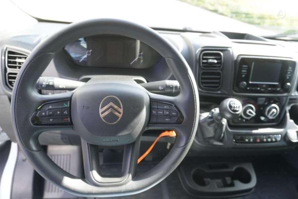Balts Citroen Jumper 2024 Viļņa, ar dzinēja tilpumu 2.18 L un nobraukumu 43 tūkst. km par 25790 €, foto 6 vietnē AUTOMOTO.COM.LV