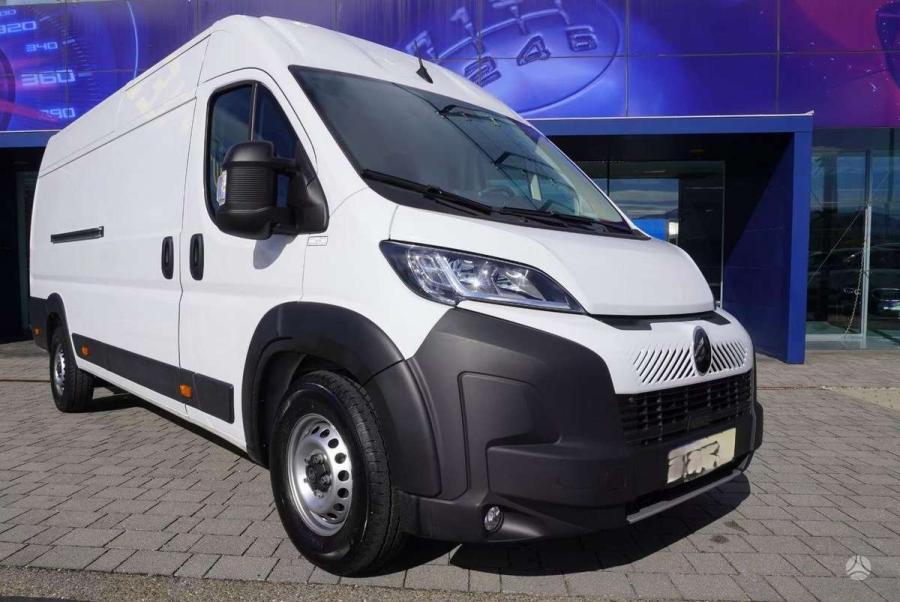 Balts Citroen Jumper 2024 Viļņa, ar dzinēja tilpumu 2.18 L un nobraukumu 43 tūkst. km par 25790 €, foto 1 vietnē AUTOMOTO.COM.LV