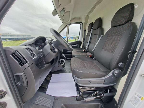 White Citroen Jumper 2024 in Vilnius, with an engine capacity of 2.18 L and mileage of 49 thousand km for 22900 €, photo 5 on AUTOMOTO.COM.LV
