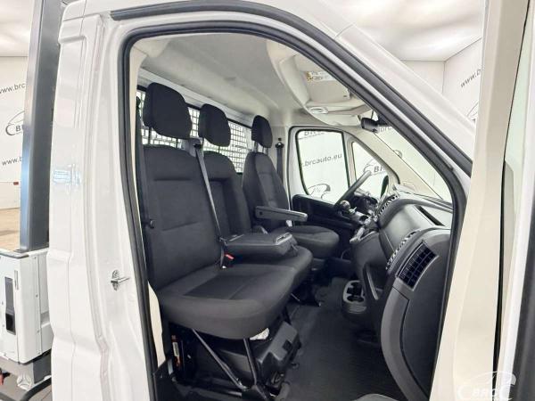 White Citroen Jumper 2025 in Vilnius, with an engine capacity of 2.18 L and mileage of 20 thousand km for 24500 €, photo 6 on AUTOMOTO.COM.LV