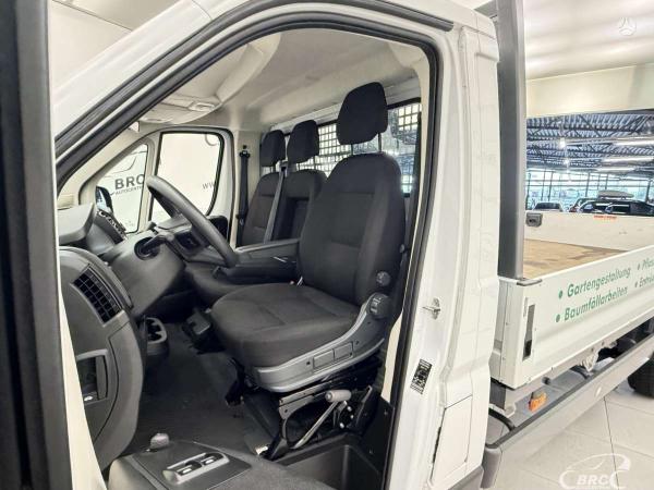 White Citroen Jumper 2025 in Vilnius, with an engine capacity of 2.18 L and mileage of 20 thousand km for 24500 €, photo 10 on AUTOMOTO.COM.LV